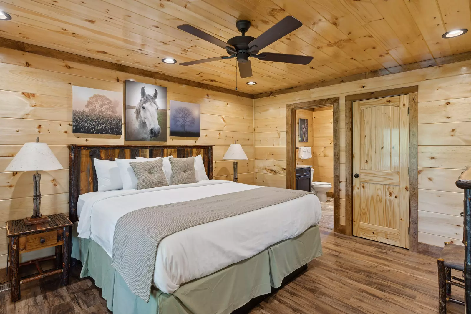 Downtown Hickory Hideaway 4 Bedroom Cabin At Parkside Cabin Rentals