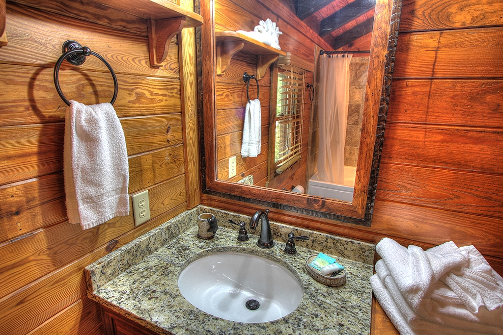 Enchanted View 2 Bedroom Cabin At Parkside Cabin Rentals