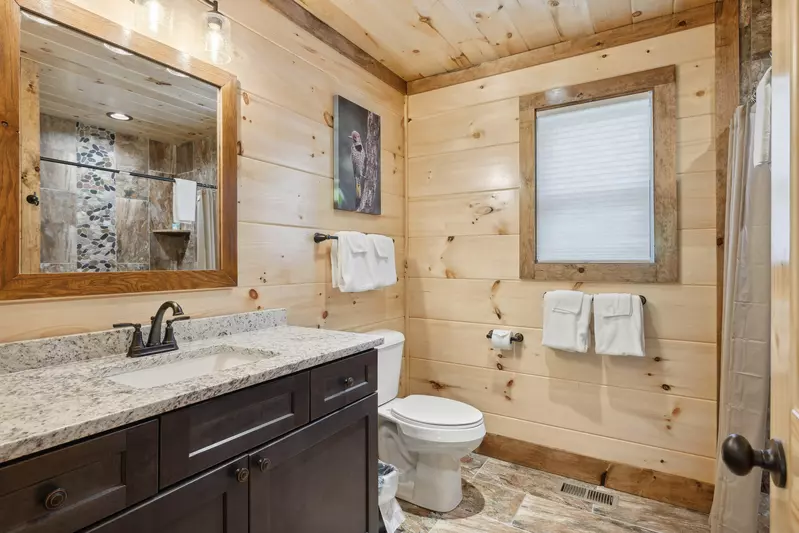 Downtown Chestnut Lodge 4 Bedroom Cabin At Parkside Cabin Rentals