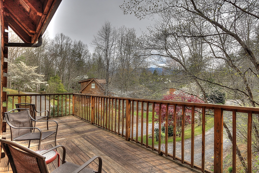 Hidden View 2 Bedroom Cabin At Parkside Cabin Rentals