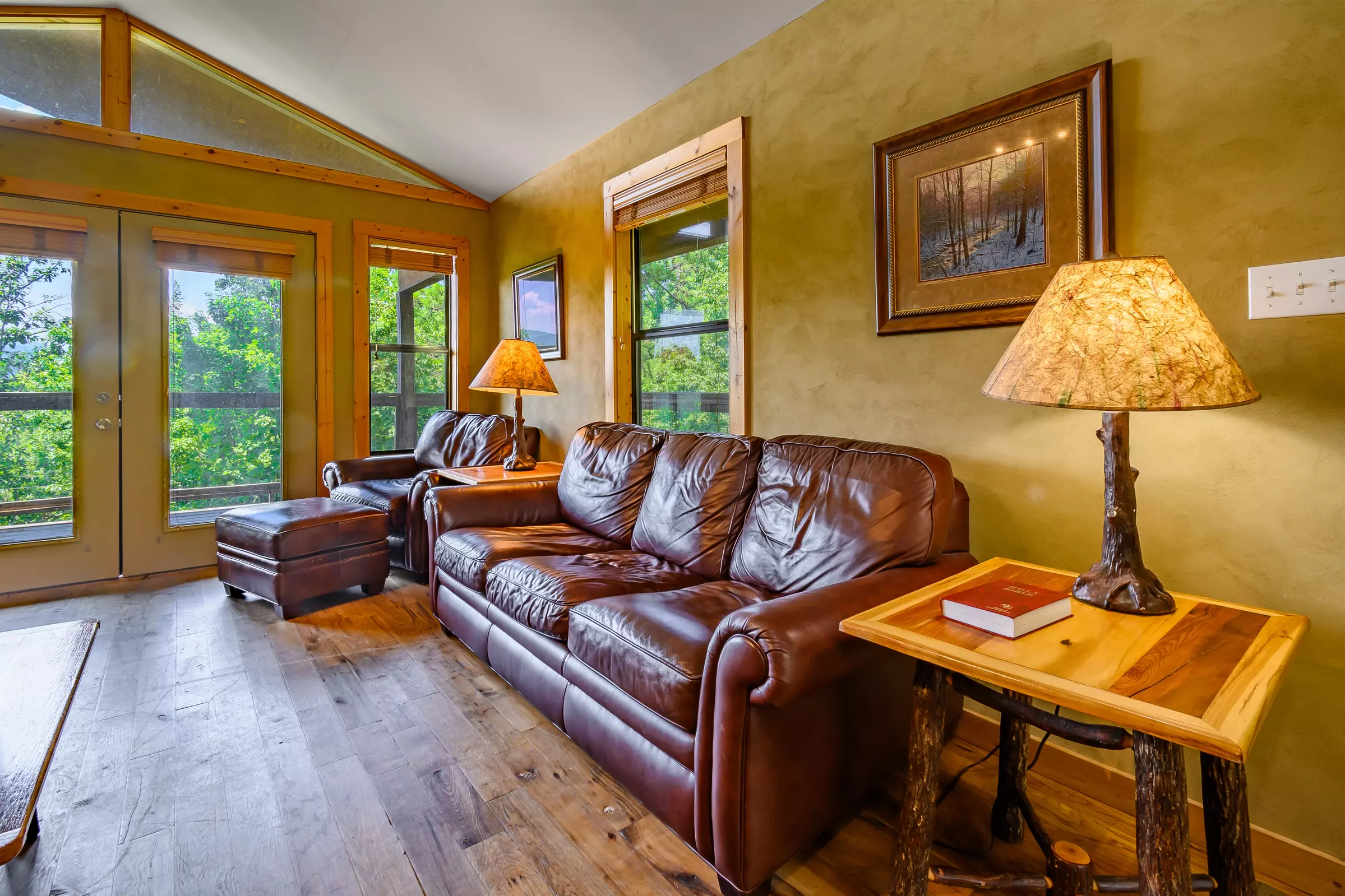 Honey Bear 1 Bedroom Cabin At Parkside Cabin Rentals